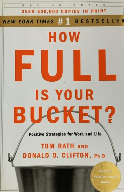 Ecolectura - How full is your bucket? / Tapa Dura