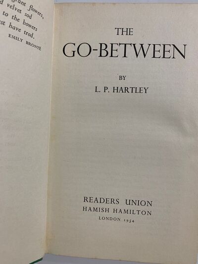 Ecolectura - The Go-Between / Tapa dura