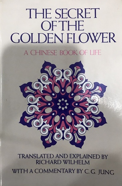 Ecolectura - The secret of the Golden Flower : A Chinese book of life